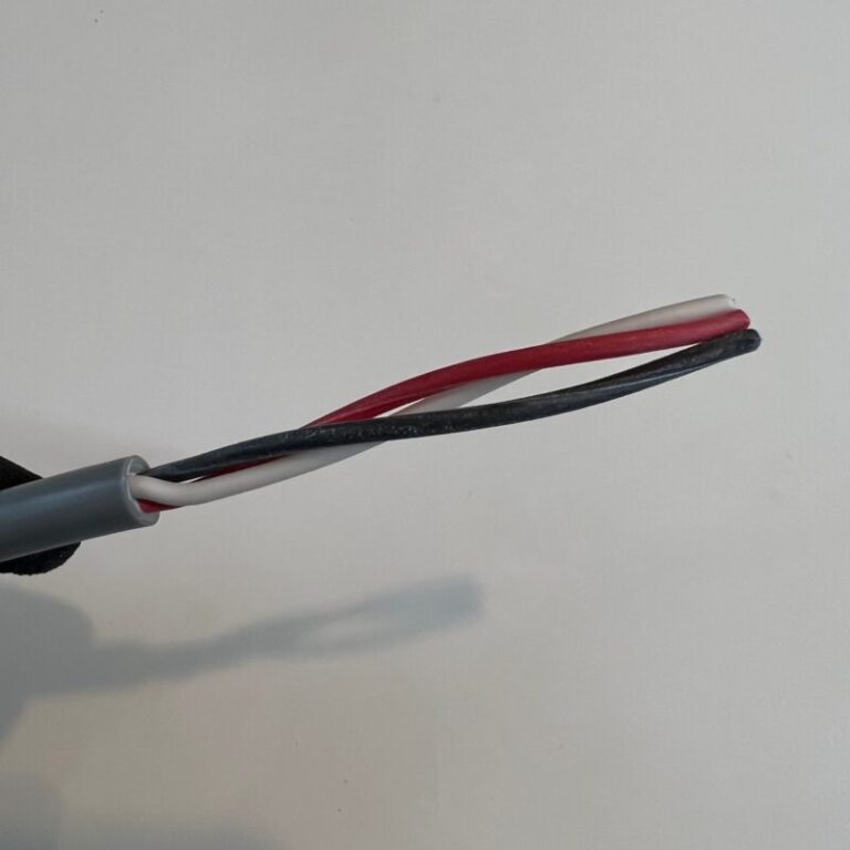 【施工】VCT、VCTFケーブルの剥き方、剥ぎ取り方法を解説！ - 電気工事ノウハウ大全集